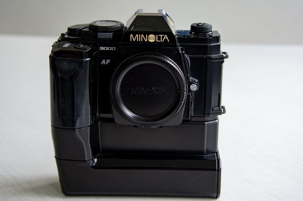 MINOLTA AF9000 mit Motor Drive MD-90 | Kaufen auf Ricardo