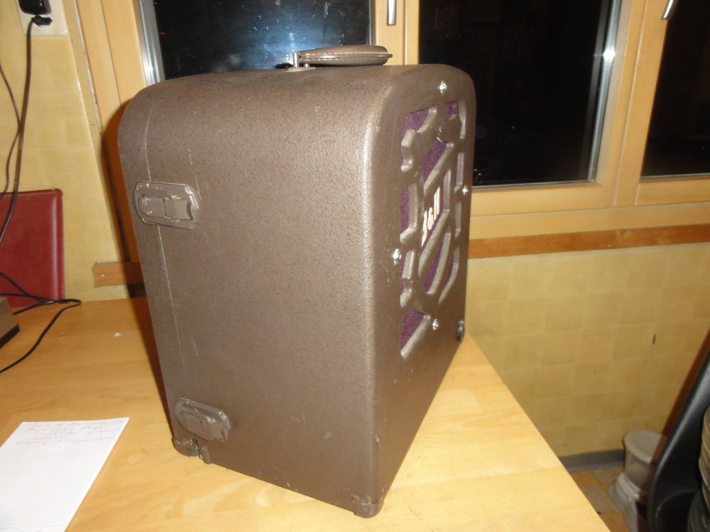 BELL & HOWELL CO 151B FILMSOUND 16 MM Lautsprecher Projektor (Gebraucht ...