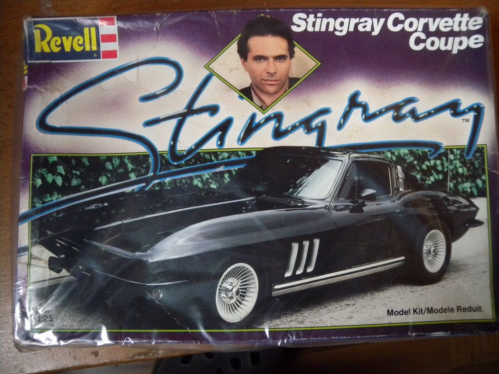 Revell Stingray Corvette Coupe Model Kit 1:25 (Neu und originalverpackt ...