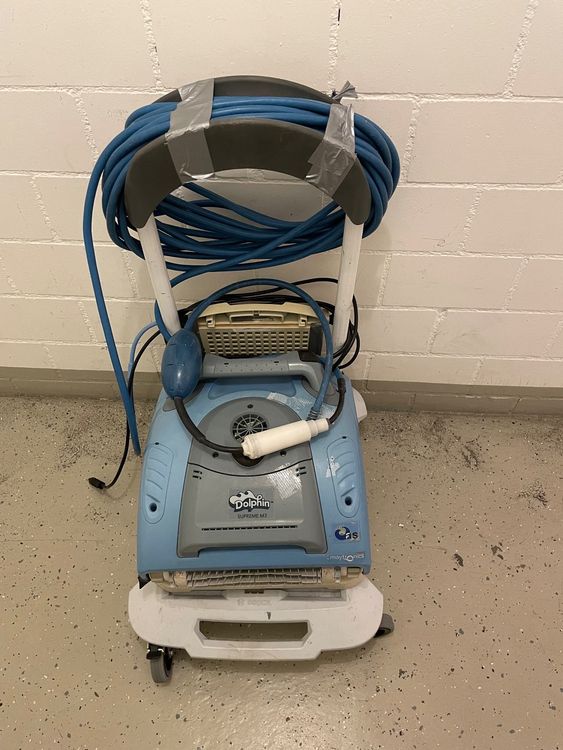 Dolphin Supreme M3 Poolroboter (Defekt) in Lausen für CHF 60 – nur ...