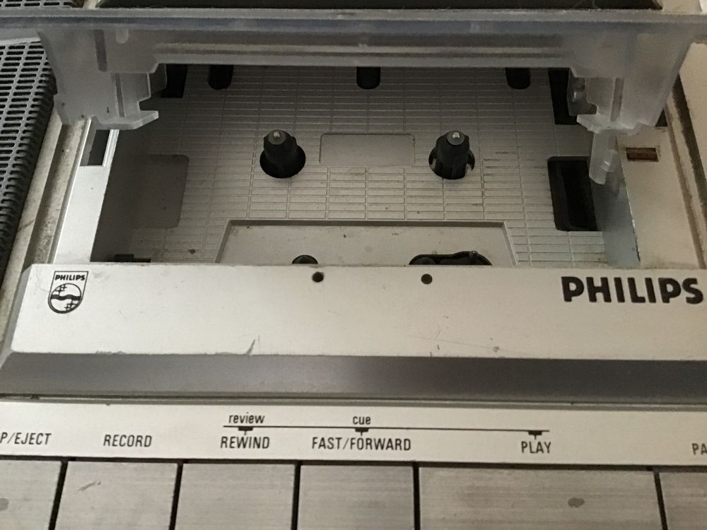 Kassetten-Rekorder Philipps (Gebraucht) in Schalchen für CHF 53 – mit Lieferung auf Ricardo kaufen