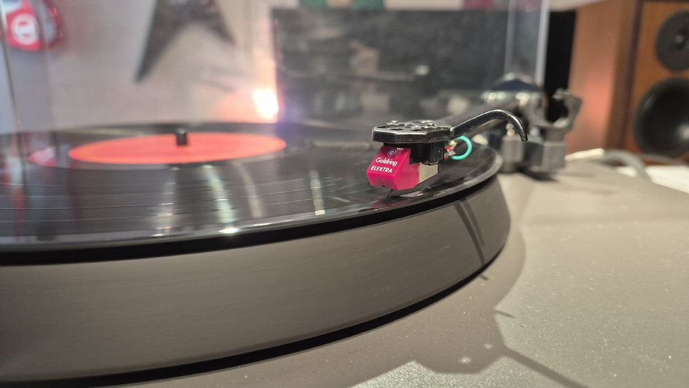 Plattenspieler NAD C 555 mit Phono-Vorverstärker (Rowen) (Gebraucht) in ...
