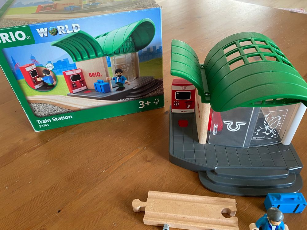 Brio Bahnhof mit Sound (33745) (Gebraucht) in Niederweningen für CHF 20 ...