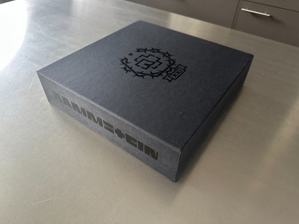 RAMMSTEIN BOX 14 LPS + 6 LIVRETS XL - THE VINYL BOX SET (Neu (gemäss ...
