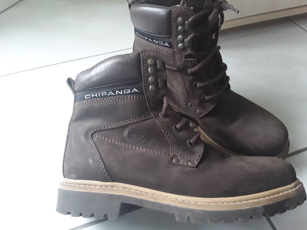 Braune Boots von CHIPANGA Gr.38 (Gebraucht) in Heimberg für CHF 9 – mit ...