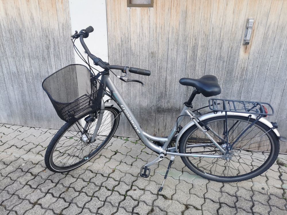 Elegantes Fahrrad Hamburg Gebraucht Fotos
