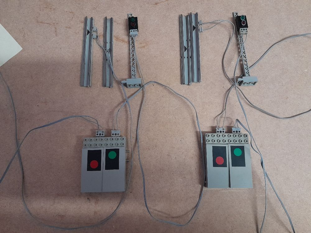 LEGO eisenbahn 12v vintage 2x signal feu stop 7860 train | Acheter sur ...