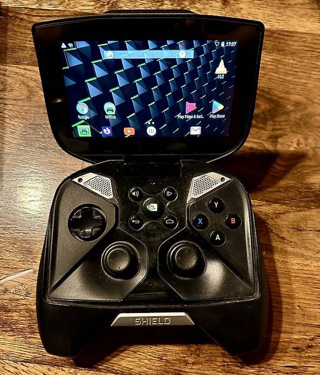 NVIDIA Shield Portable – Top Zustand – Android Gaming ab 1.- (Gebraucht ...