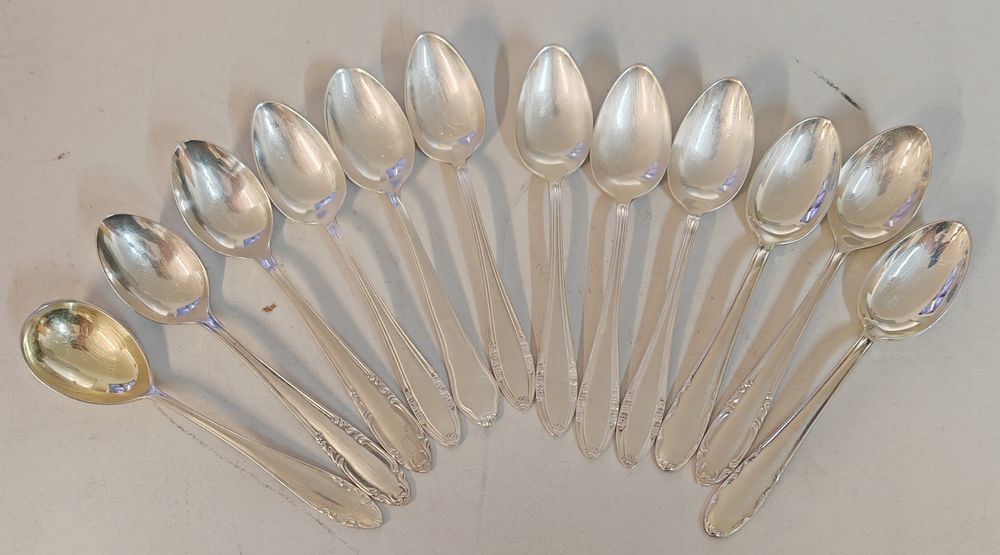 Silberbesteck 33 Teile, Messer, Gabeln, Löffel (Gebraucht) in Rheinsulz für CHF 49 – mit ...