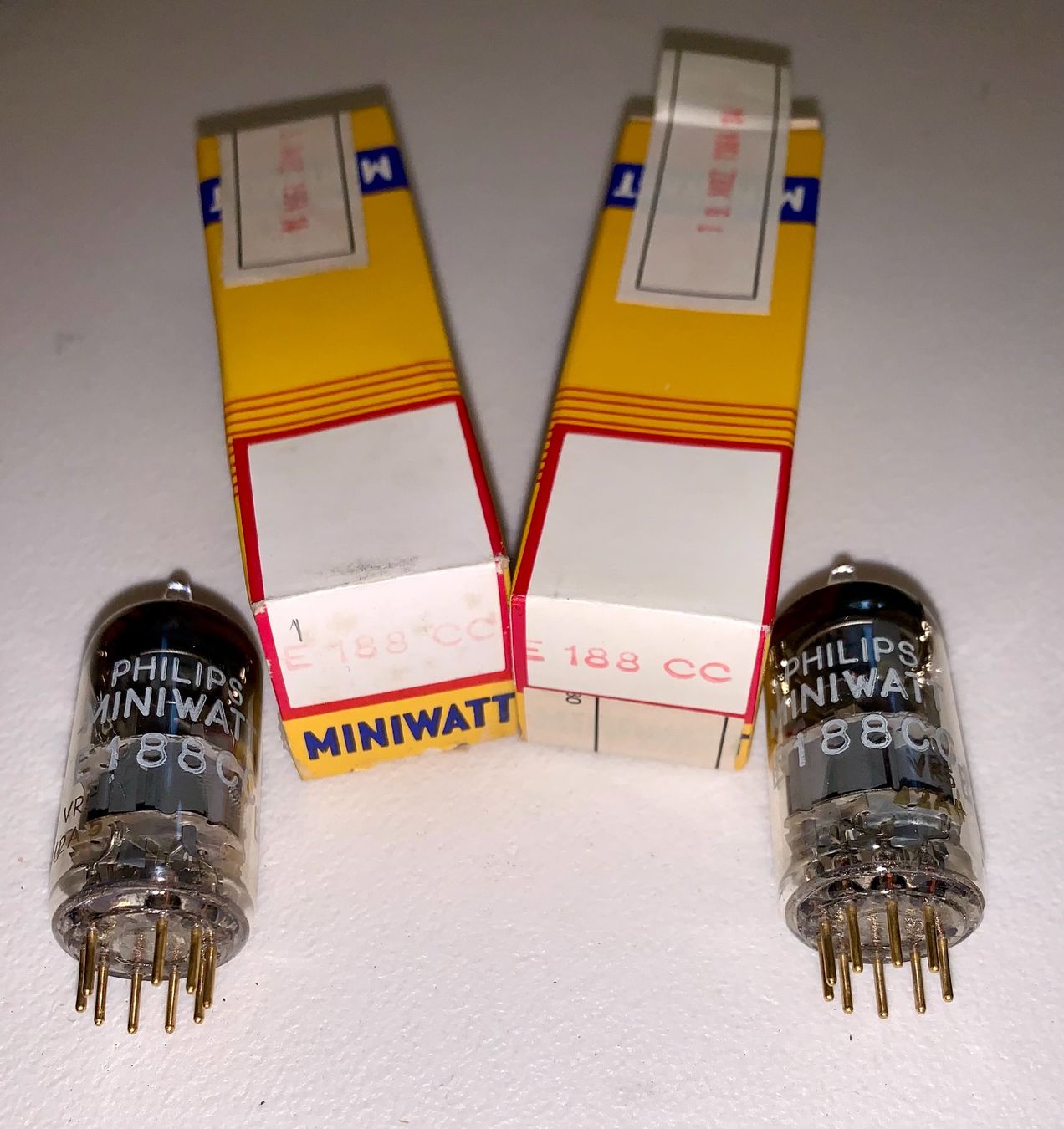 2 Röhren / Radioröhren E188CC / 7308, NOS, Philips SQ (Neu (gemäss ...