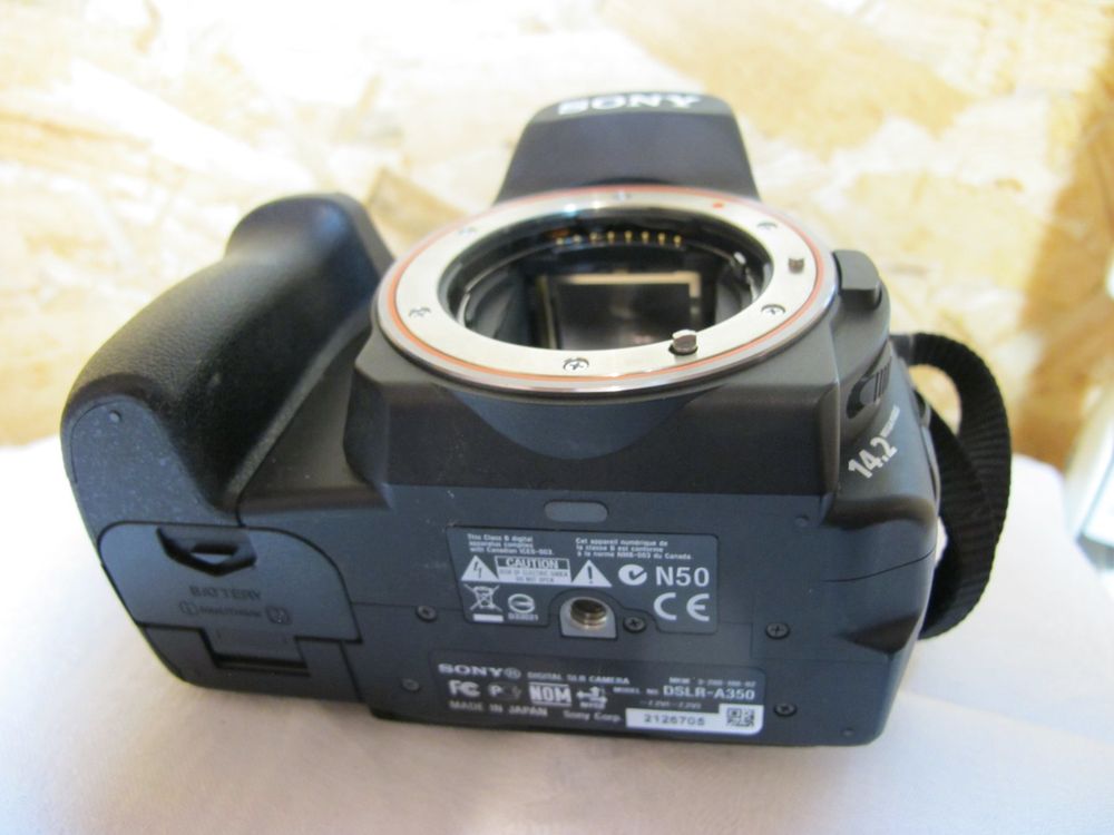 Sony Alpha 350 Spiegelreflex Kamera Nur Body (Defekt) in Dettighofen für CHF 15 – mit Lieferung ...