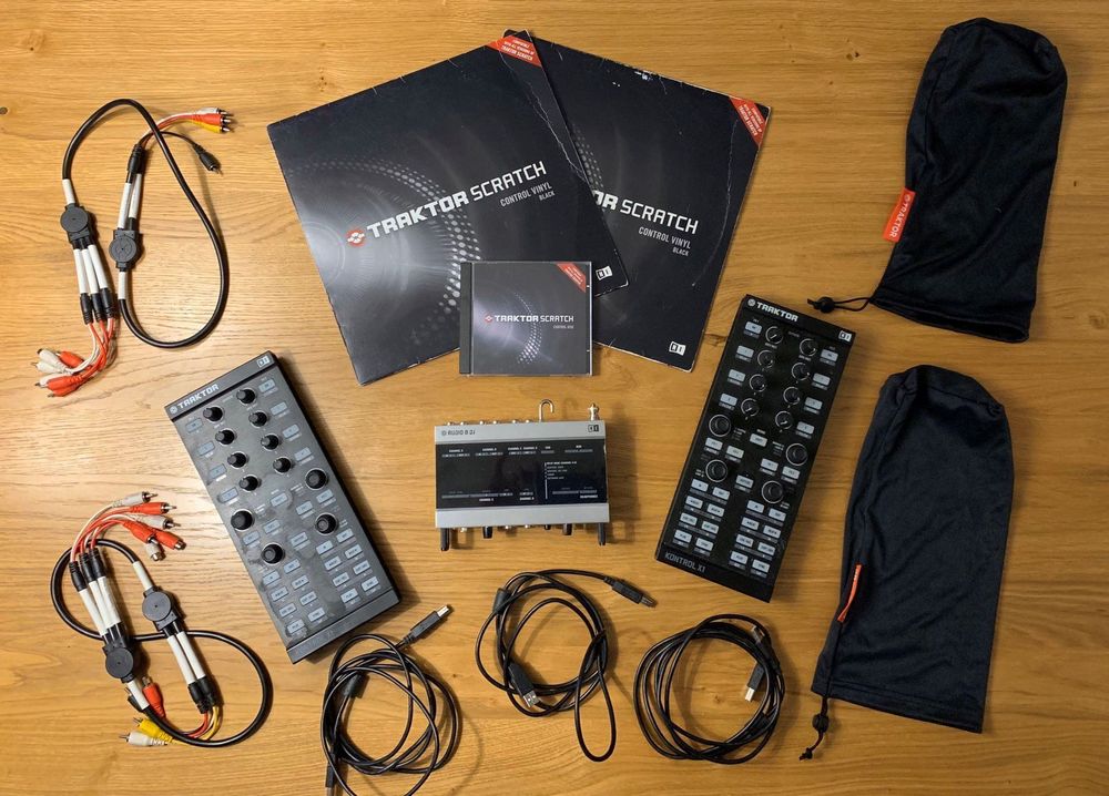 Traktor AUDIO 8 DJ & 2x KONTROL X1 | Kaufen auf Ricardo