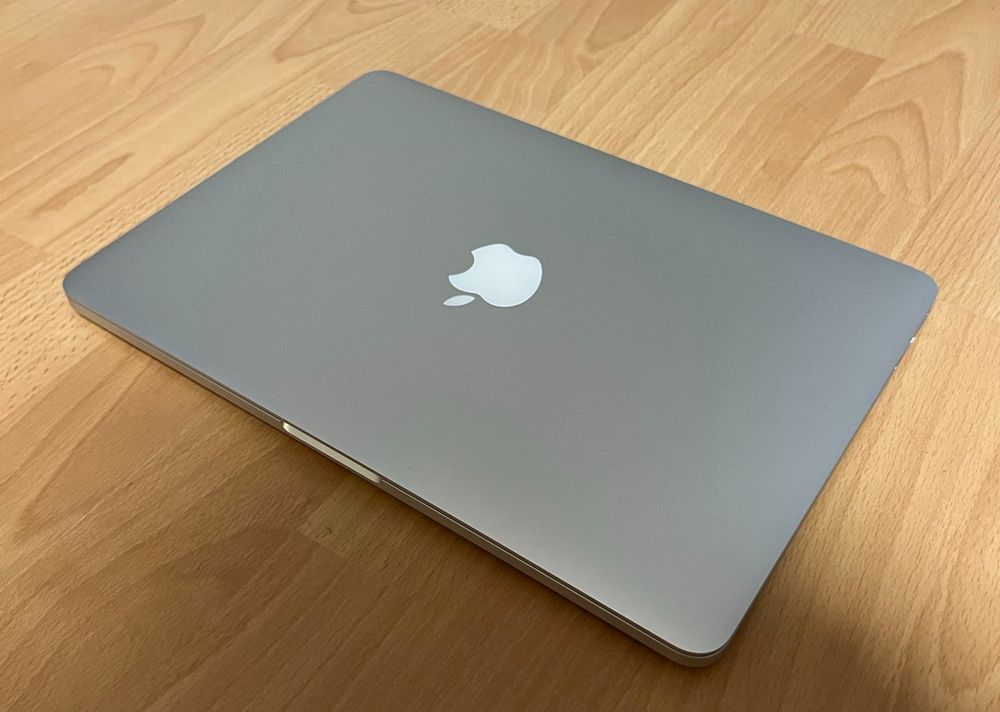 MacBook Pro 13" 8GB 1TB *neuwertig* mit 12 Monaten Garantie (Neu ...