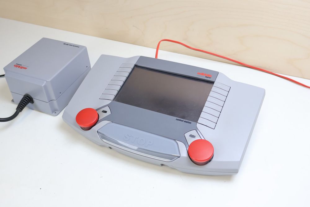 Märklin Central Station 2 Digital 60215 + Trafo 60 VA 60052 | Kaufen ...