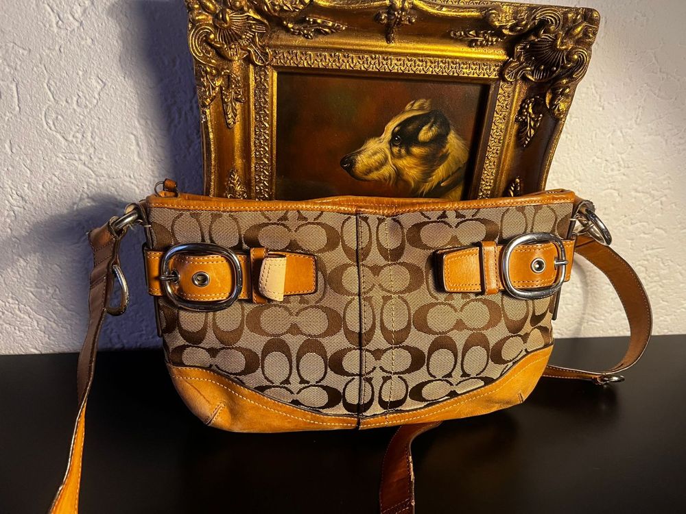 Coach Signature Canvas Umhängetasche Braun (Gebraucht) in Winterthur ...