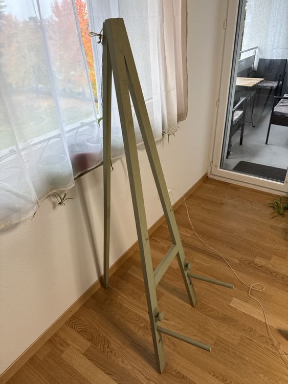Maler Staffelei aus Holz, sehr stabil und gut erhalten! (Gebraucht) in ...