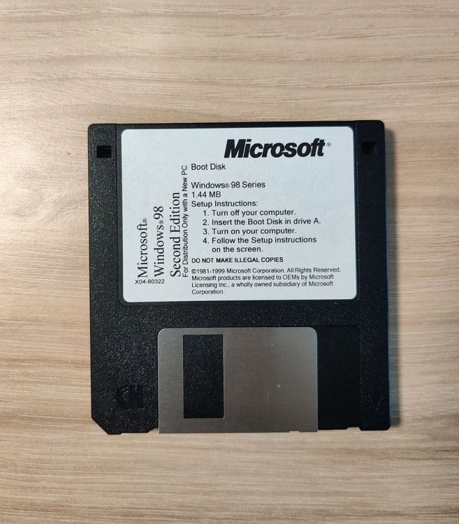 Microsoft Windows 98 SE Boot Disk (Gebraucht) in Meyrin für CHF 10 ...