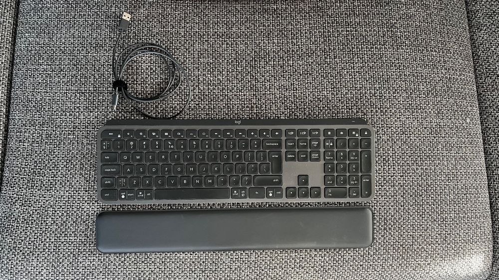 Logitech MX Keys US (Gebraucht) in Luzern für CHF 65 – mit Lieferung ...