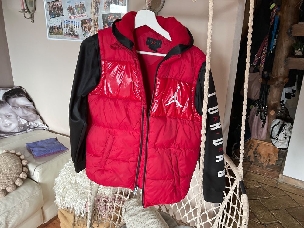 Original Jordan Air Jacke.Cool und günstig (Gebraucht) in Graenichen ...