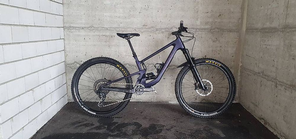 Juliana Furtado C 2022 - Medium (Gebraucht) in Bellwald für CHF 2800 ...