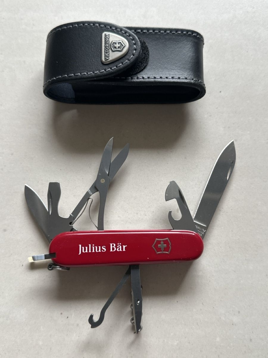 Victorinox Offiziersmesser "Julius Bär" mit Etui Top! (Neu und ...