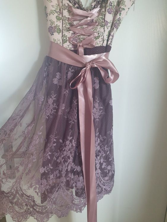 schönes Dirndl mit Blumenmotiv, MARJO, 42 violett + flieder (Neu ...