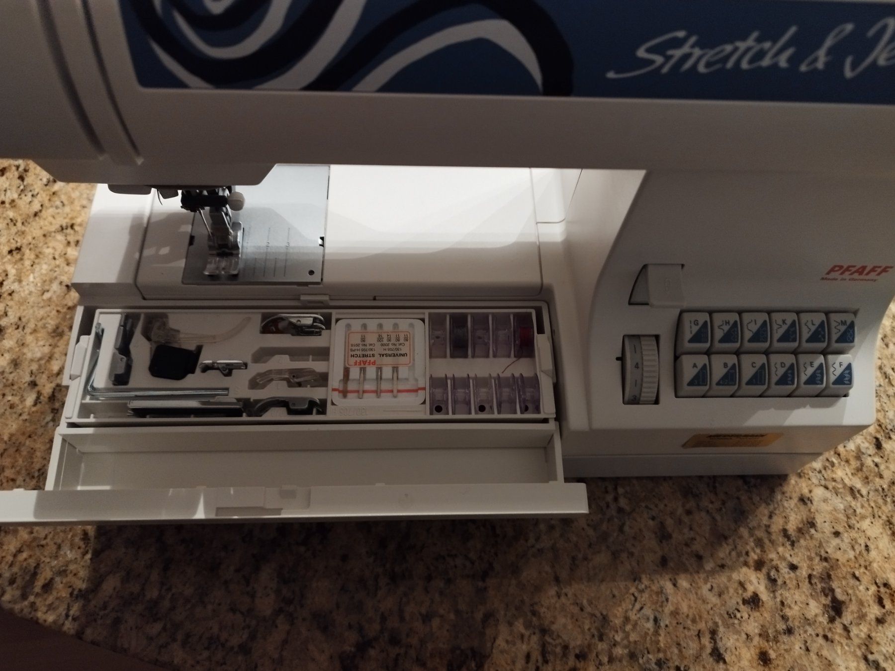 Nähmaschine Pfaff 6120 Stretch & Jeans, Top Zustand! (Gebraucht) in ...