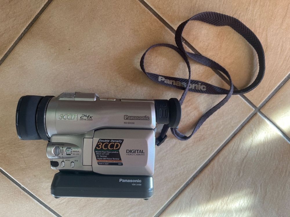 Caméscope Panasonic NV-DX100 3CCD Zoom 24x (D'occasion) à Vernayaz pour ...