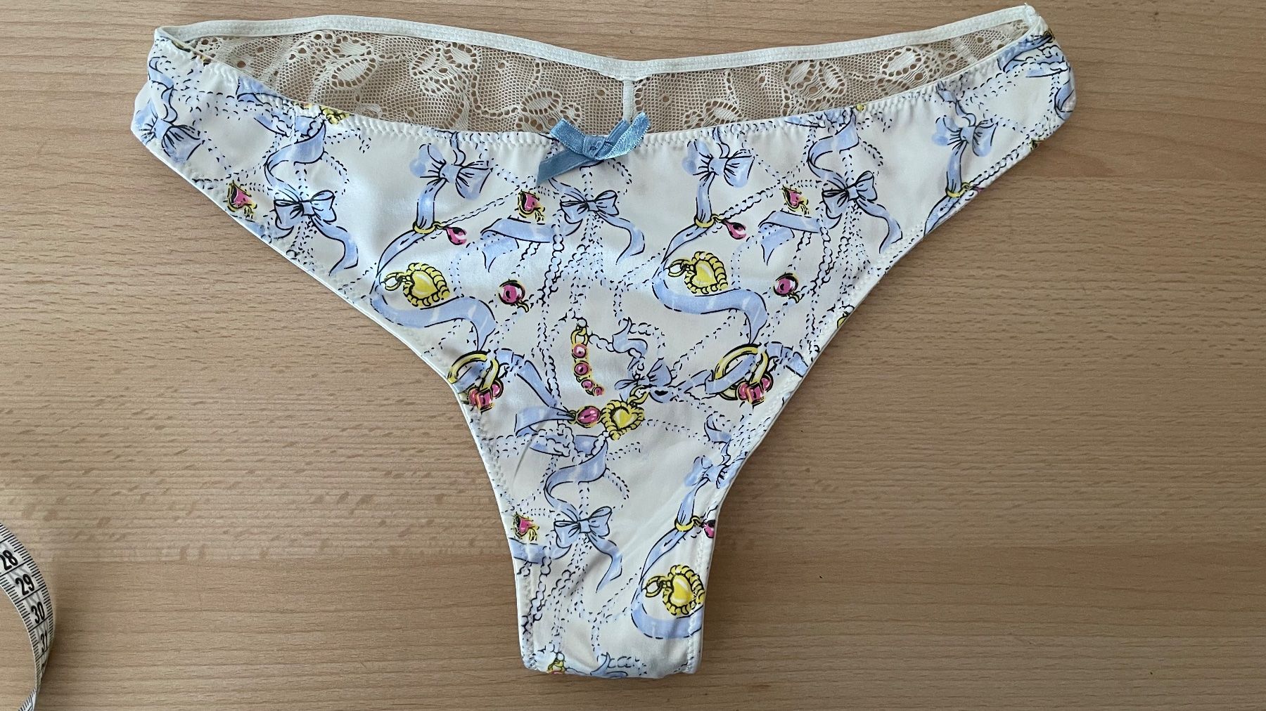 YAMAMAY M (40-46cm)Neu/NP35CHF String Tanga Seide Elastan (Neu (gemäss ...