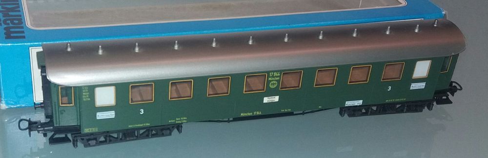 Märklin 4136 - - 3. Kl. Schnellzugwagen DRG - Spur HO (Gebraucht) in ...