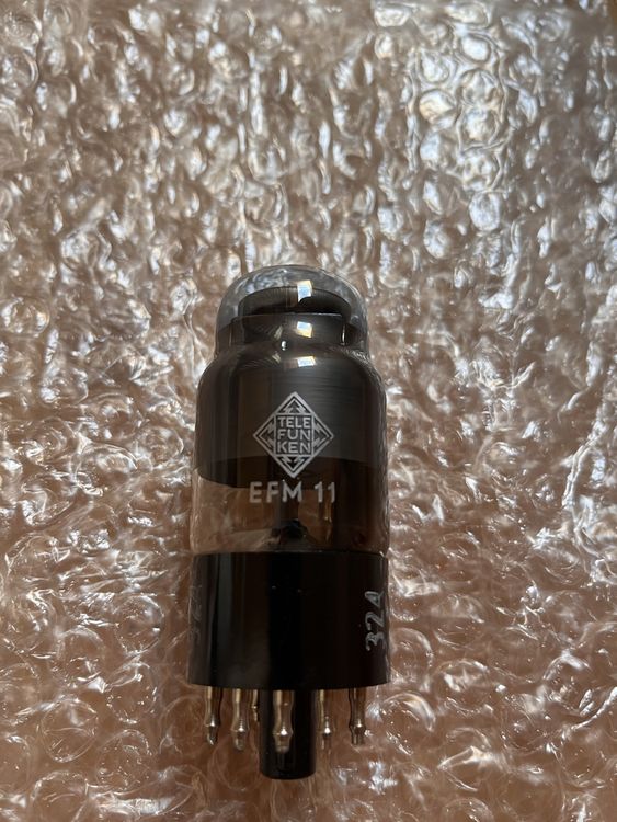 Telefunken EFM 11 Röhre, magisches Auge (Neu und originalverpackt) in Heimberg für CHF 26 – mit ...