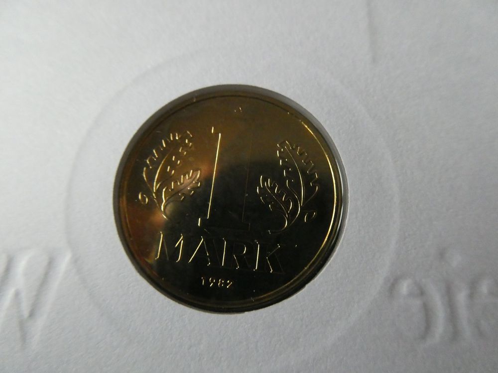 DDR 1982, 1 Mark unzirkuliert, Münzbrief (Neu (gemäss Beschreibung)) in Hinterforst für CHF 2 ...