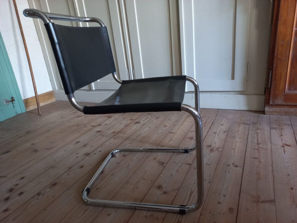 Freischwinger Stühle (Gebraucht) in Basel für CHF 500 – nur Abholung auf Ricardo kaufen