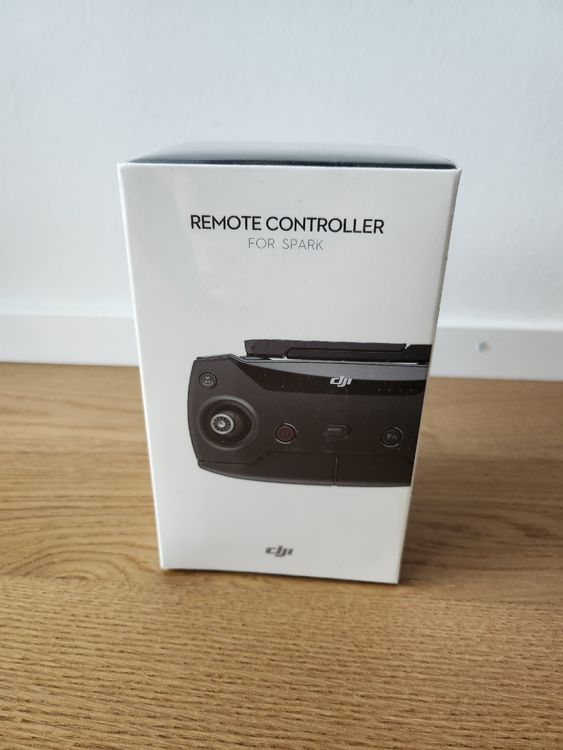 Dji Spark Remote Control, with 4 propella guards & charger (Neu und ...