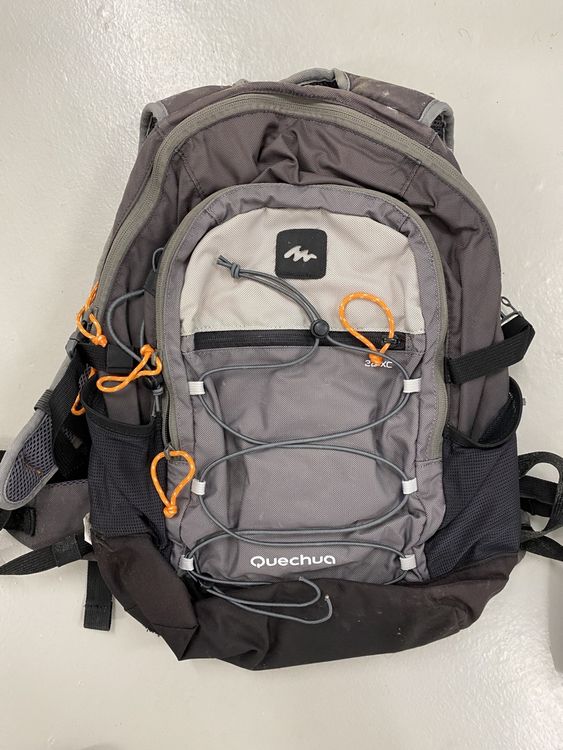 Backpack Quechua (Gebraucht) in Zürich für CHF 1 – nur Abholung auf ...