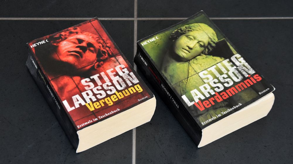 Stieg Larsson - 2 Romane (Gebraucht) in Visp für CHF 2 – mit Lieferung ...