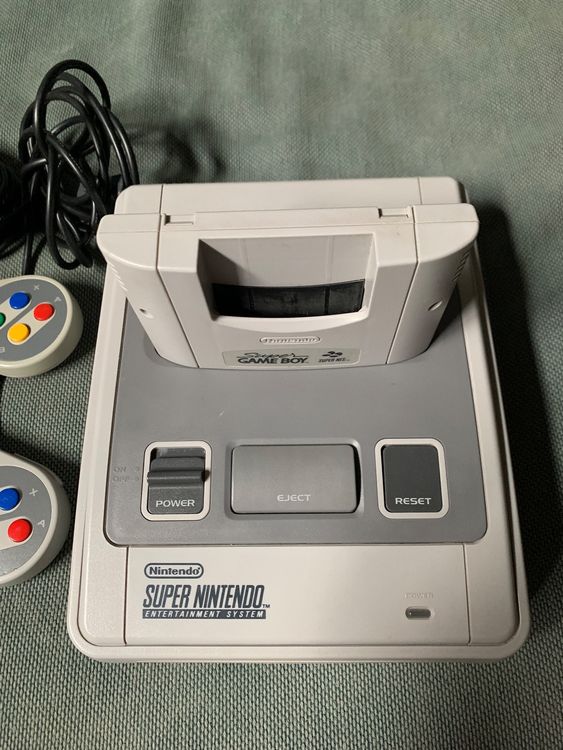 Nintendo SNES Starter Set mit Super Gameboy Player | Kaufen auf Ricardo