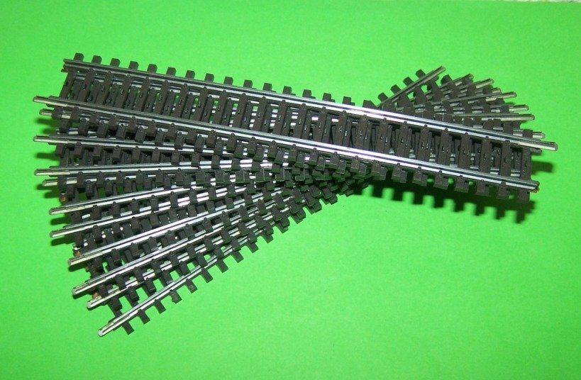 Märklin H0 2200 K-Vollprofil-Gleise 10 Stück Gerade, sauber (Gebraucht) in Brüttisellen für CHF ...