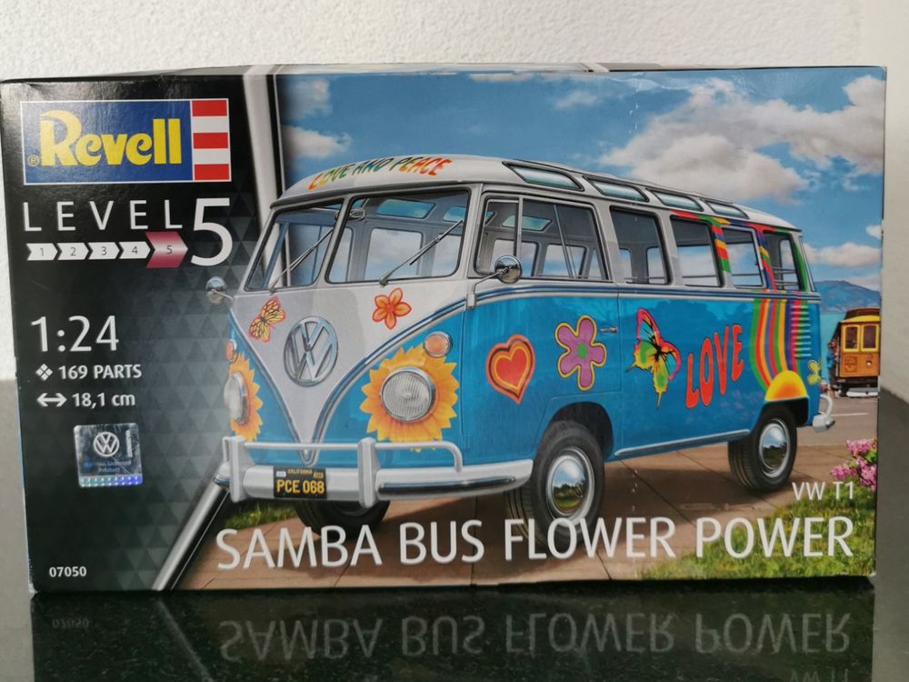 Revell VW T1 Samba Bus Flower Power, Bausatz 1:24 (Neu (gemäss ...