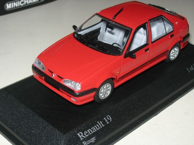 Renault 19 Rot