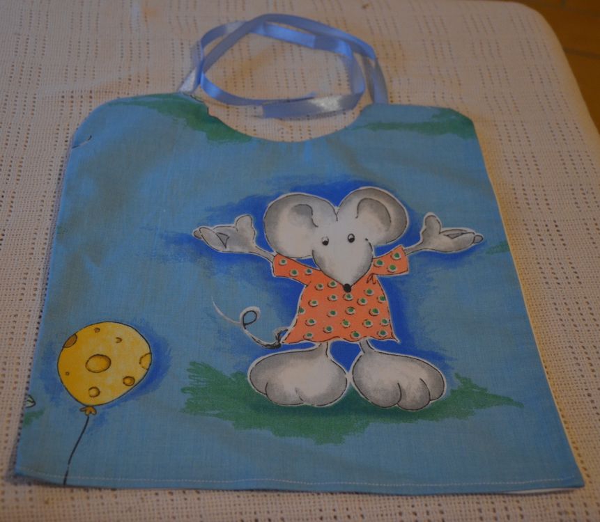 BABY LATZLI - BAVETTE - NEU - HANDARBEIT (Neu und originalverpackt) in ...