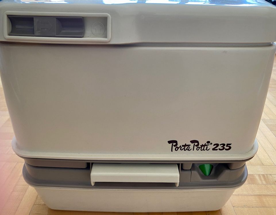 Porta Potti 235 Camping Toilette (Neu (gemäss Beschreibung)) in ...