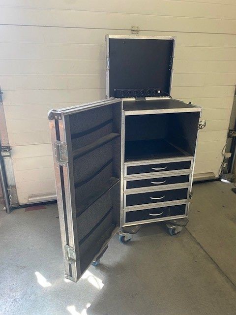 Toolcase/Werkzeugschrank/Flightcase | Kaufen auf Ricardo