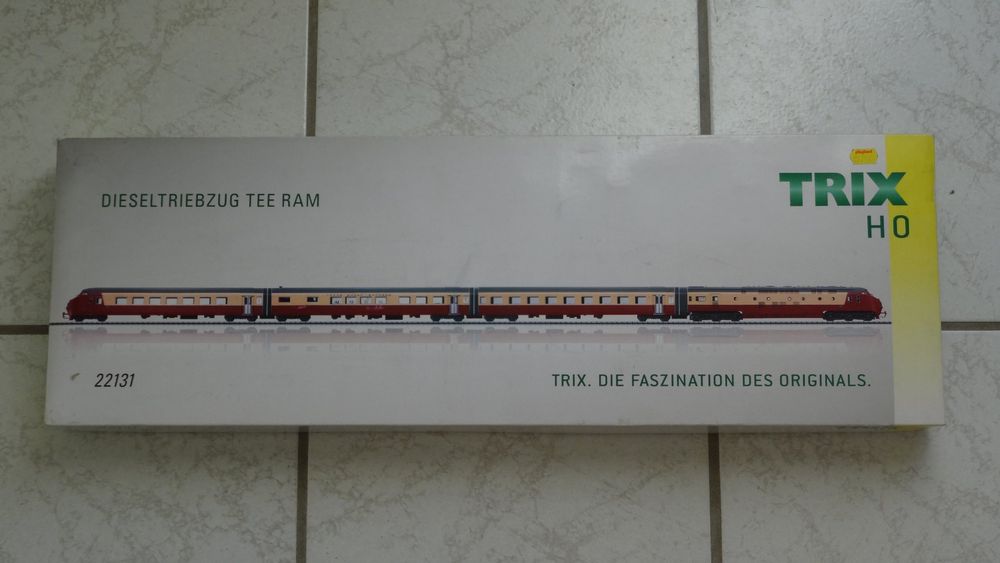 Trix 22131, Dieseltriebzug TEE, RAm, SBB, Digital - Sound (Neu (gemäss ...