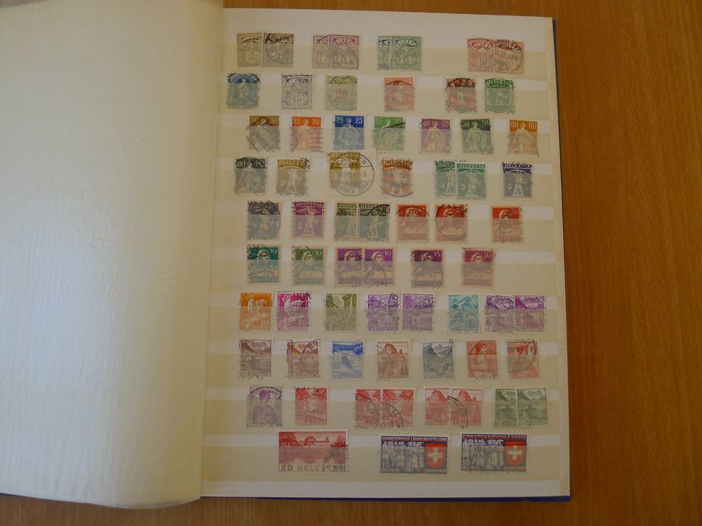 Briefmarkenalbum mit schweizer und deutschen Marken (Gebraucht) in ...