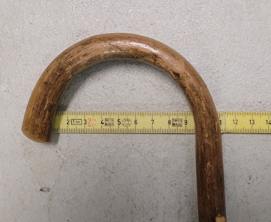 Alter Wanderstock- Spazierstock aus Holz für Kinder (Gebraucht) in Zürich für CHF 5 – nur ...