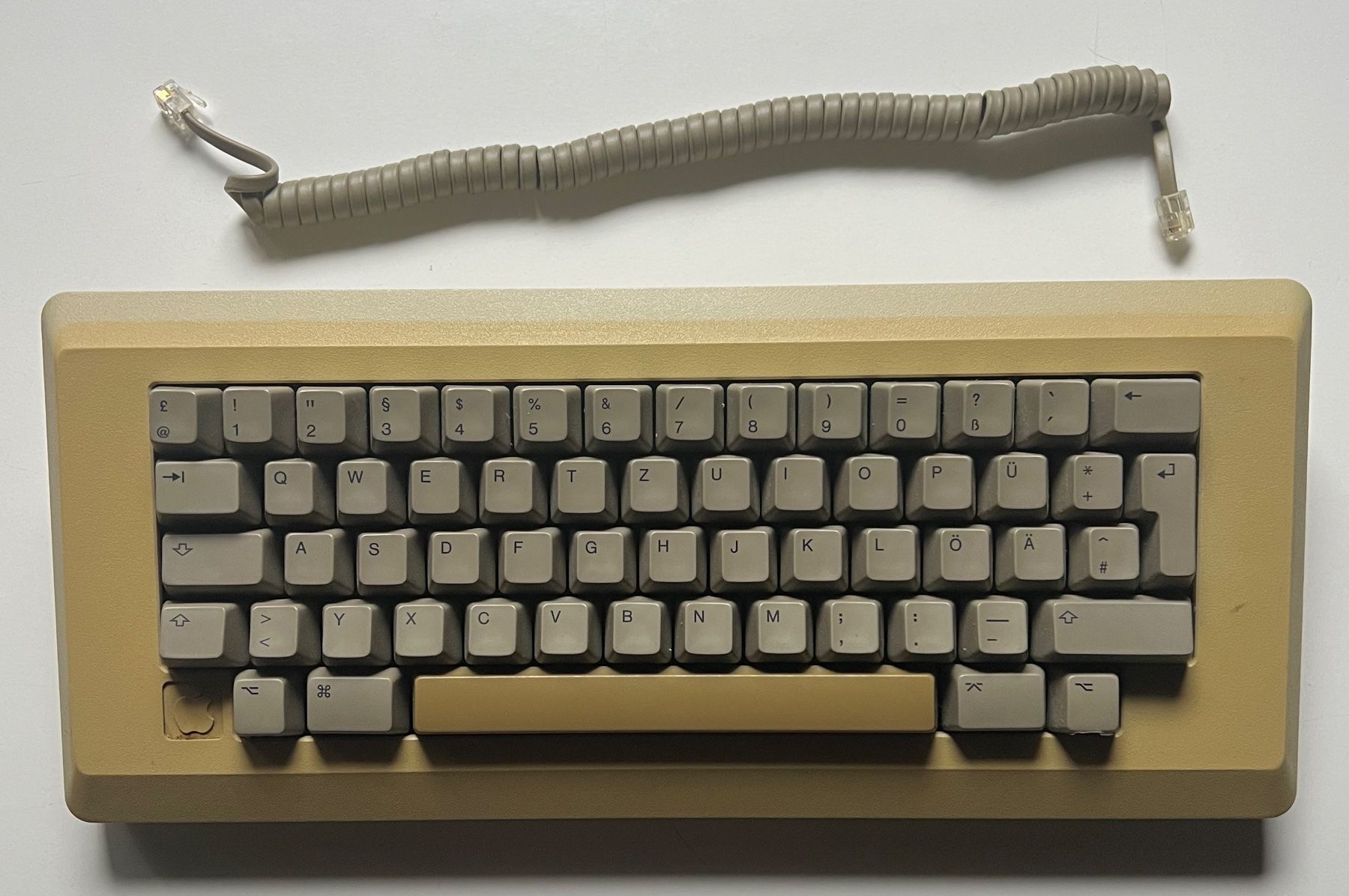 Apple Tastatur Macintosh 128, 512, Plus (mit Anschlusskabel) (Gebraucht ...