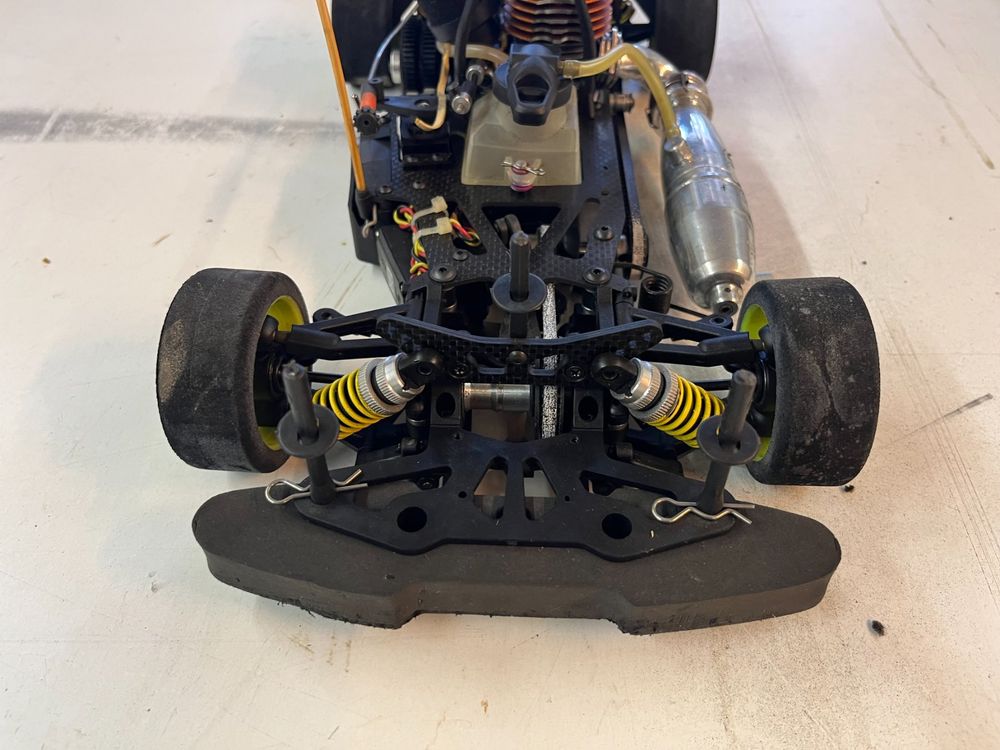 RC Auto Serpent 710 mit zusätzlichen Carosserien | Kaufen auf Ricardo