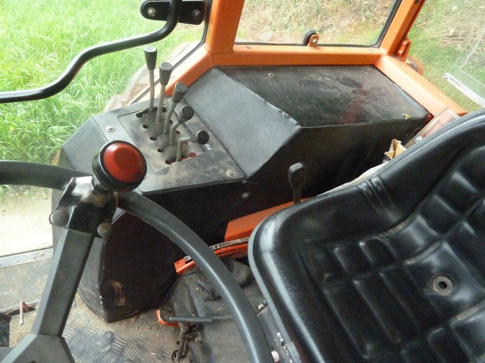 Un tracteur Bucher Polytrac 40 RS Turbo (Gebraucht) in Russy für CHF ...