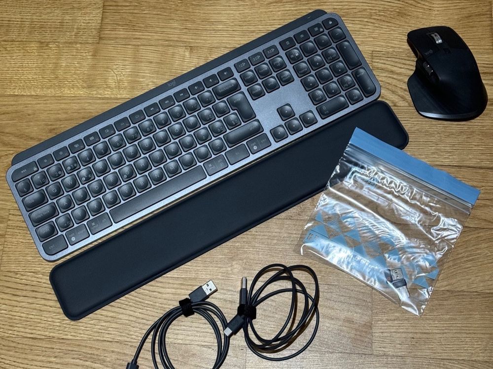 Logitech MX Keys Win/Mac + MX Master 3 | Kaufen auf Ricardo